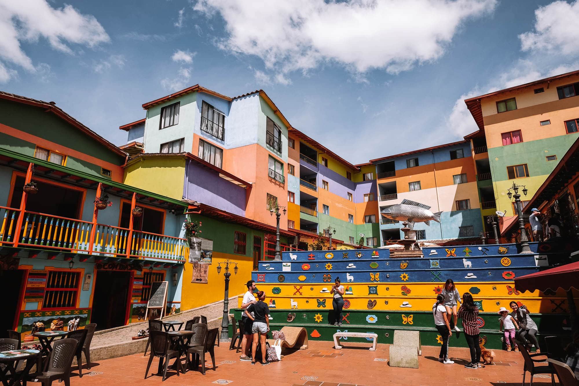 3 Things To Do in Colorful Guatape: The Perfect Getaway