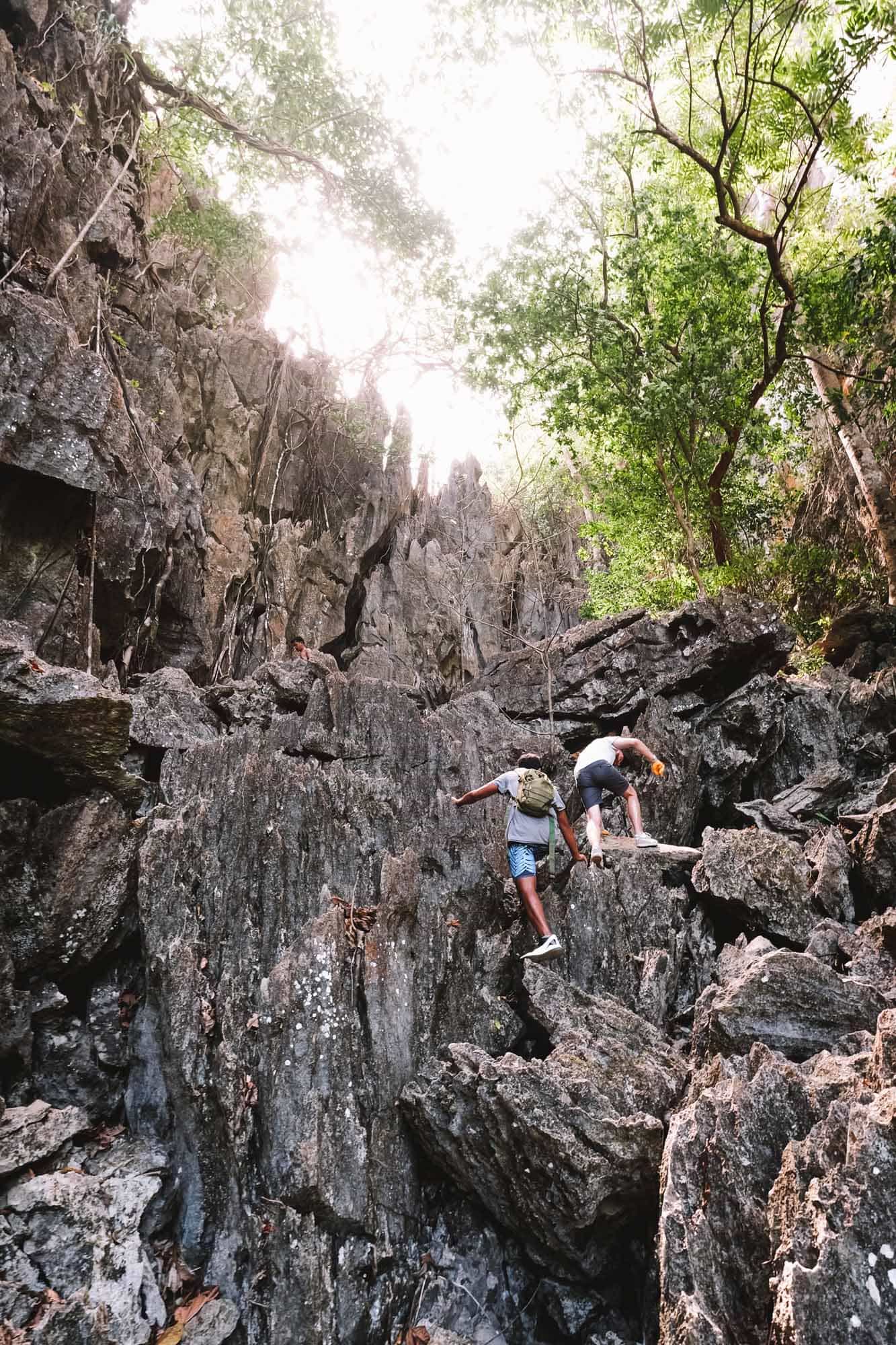 What to Do in El Nido, Philippines? Top 10 Most Beautiful Spots!