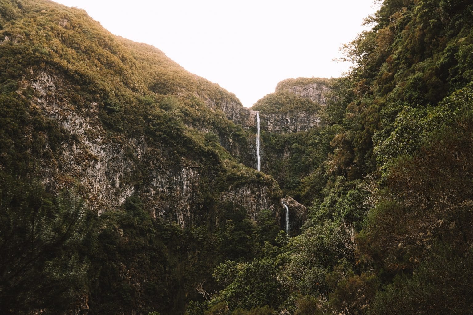 Tips for Hiking the PR1 Pico do Arieiro, Pico Ruivo on Madeira