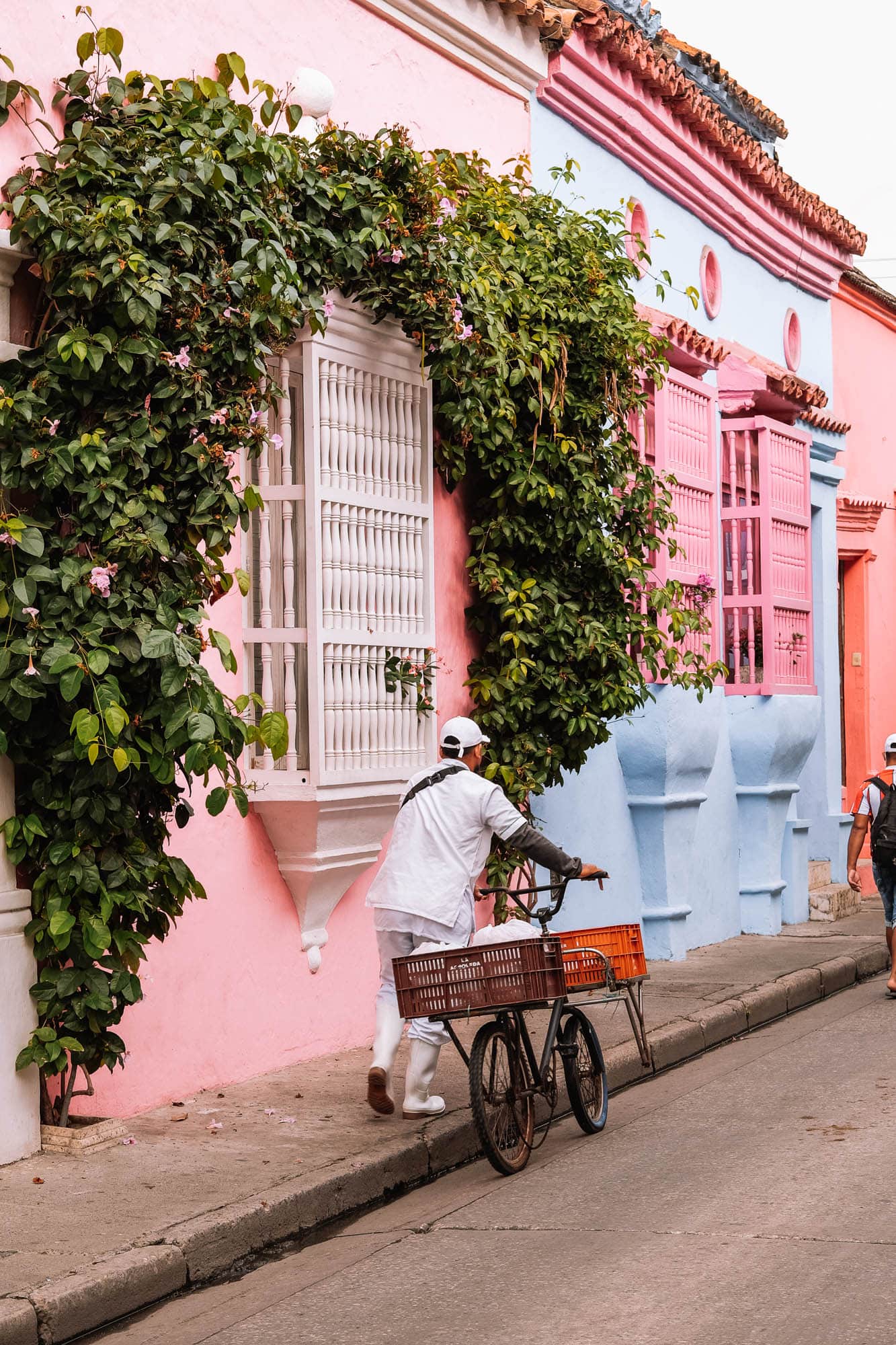 Backpacking Colombia? 10 Things You Can't Miss! - Travelrebels