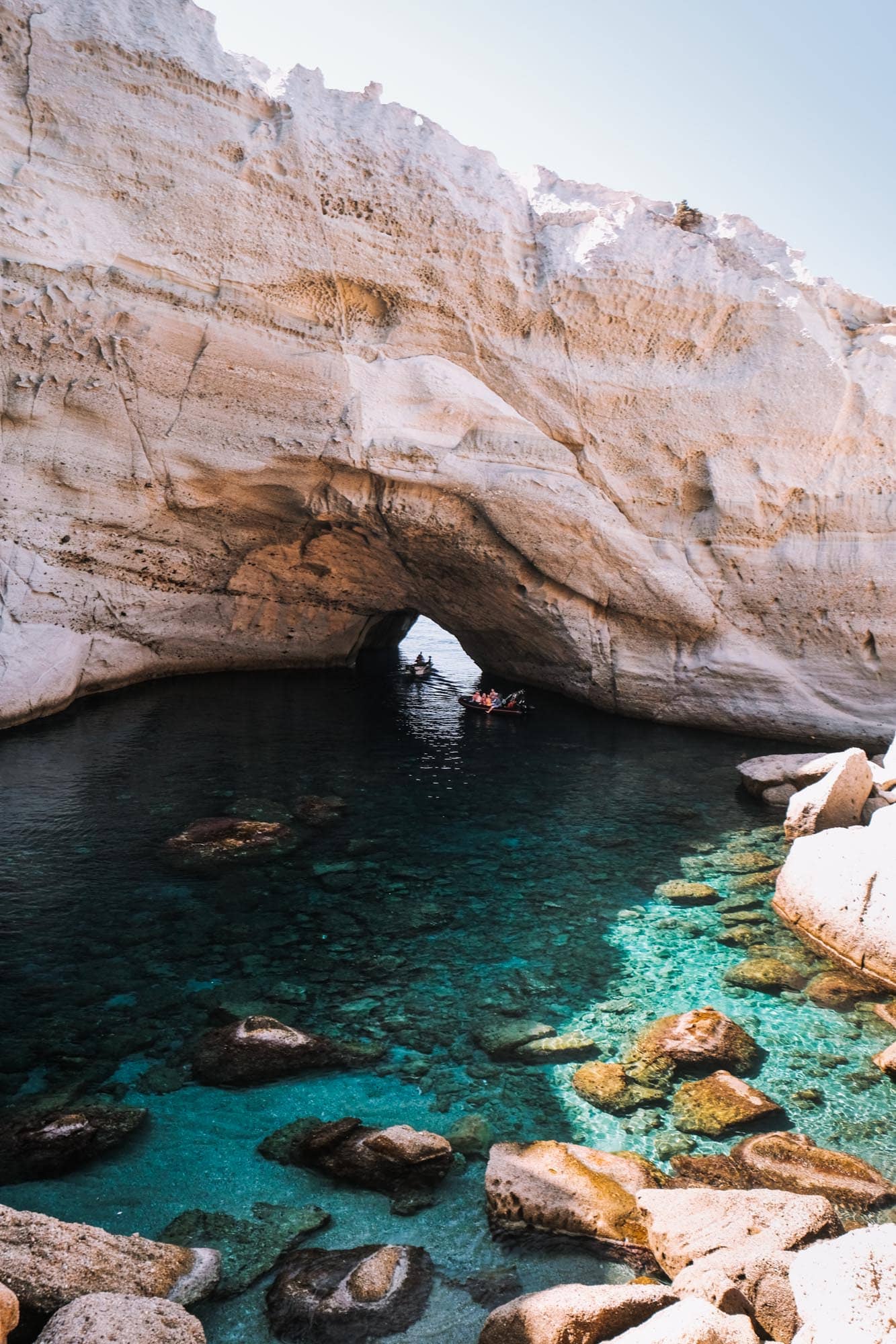 MUST DO: Sailing the Westcoast of Milos in Greece - Travelrebels