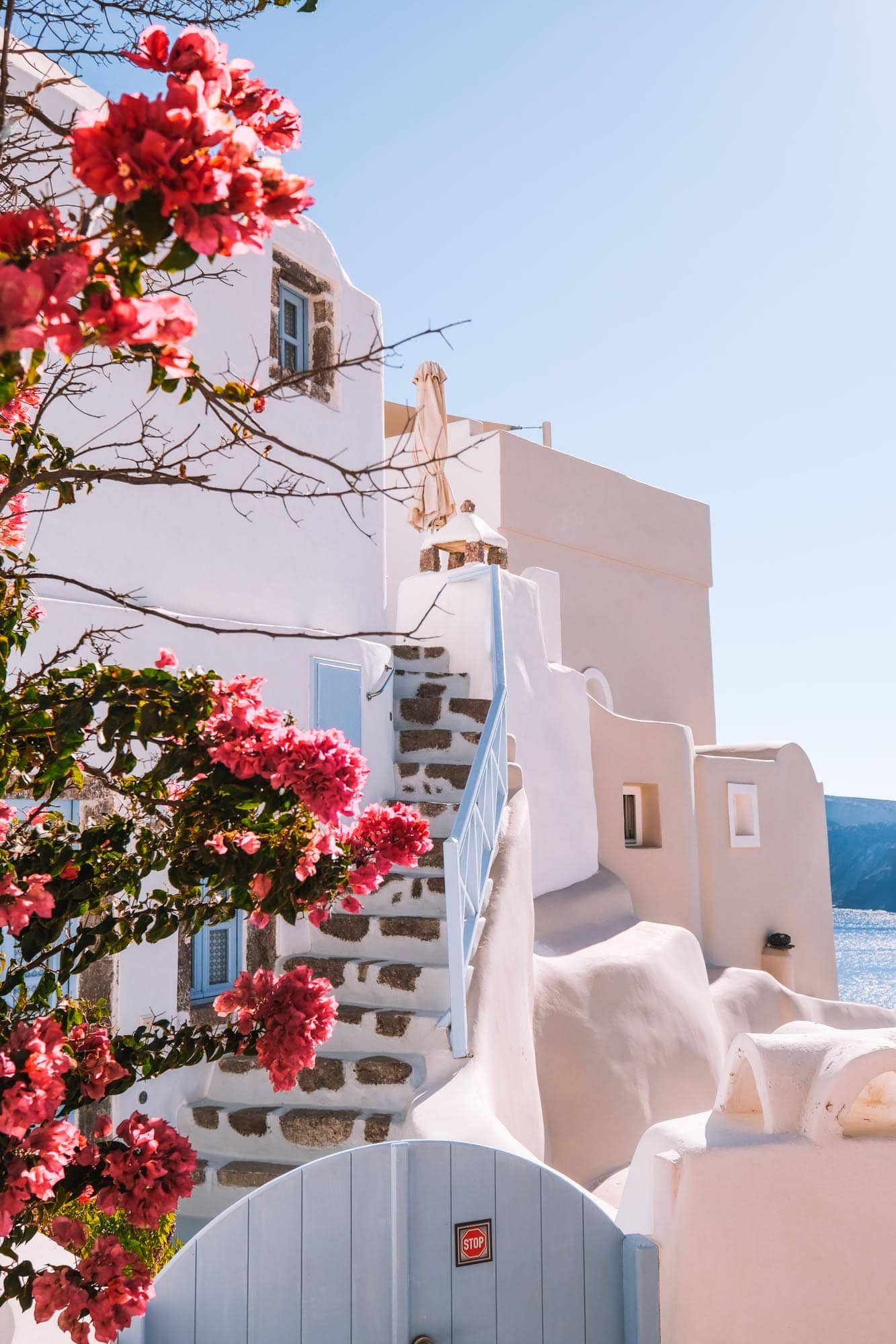 10x The Best Tips for Santorini in Greece - Travelrebels