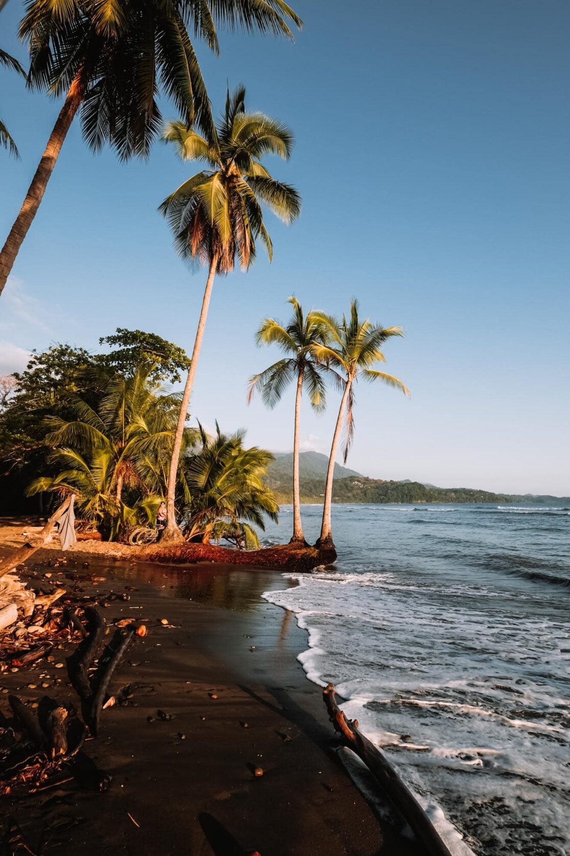 The 5 Most Beautiful Beaches of Costa Rica - TRAVELREBELS